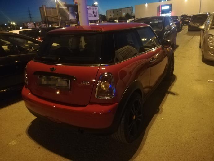 à Vendre Mini One Rouge - Ben Arous, Hammam Chatt -Ref: UC16860