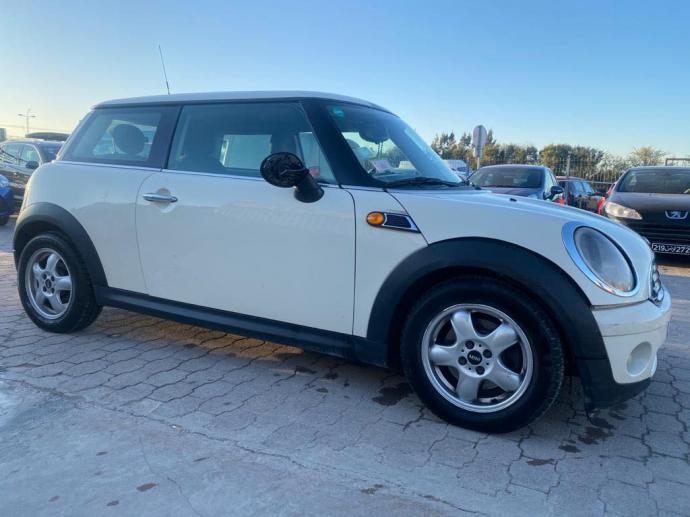 à Vendre 2009 Mini One - Ben Arous, Ezzahra -Ref: UC19135