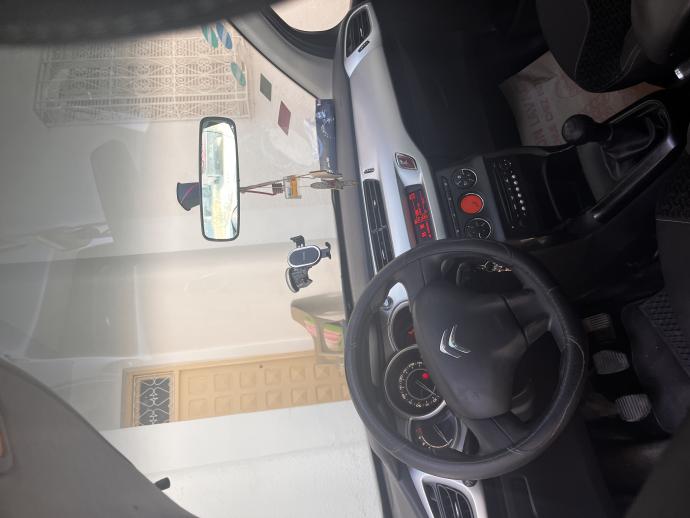 à Vendre Citroen C3 1.4i (73Hp) - Ben Arous, Ezzahra -Ref: UC23005